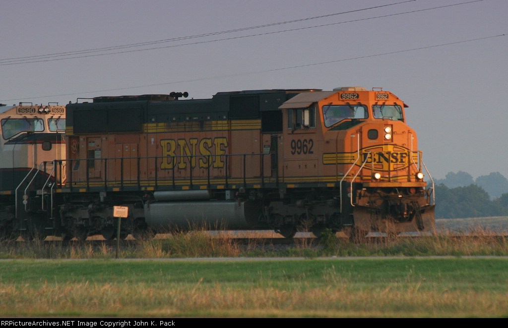 BNSF 9962